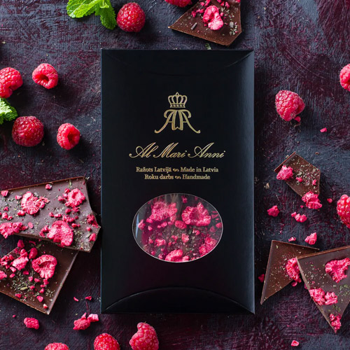 MONTEZUMA'S SPICE IT UP 70% Dark/ Fiery Ginger- VEGAN - Three Spoons ...